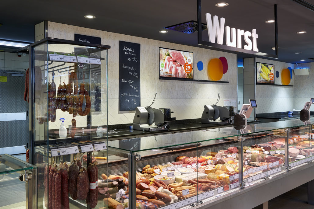 Digital signage counter scales - Online Software AG